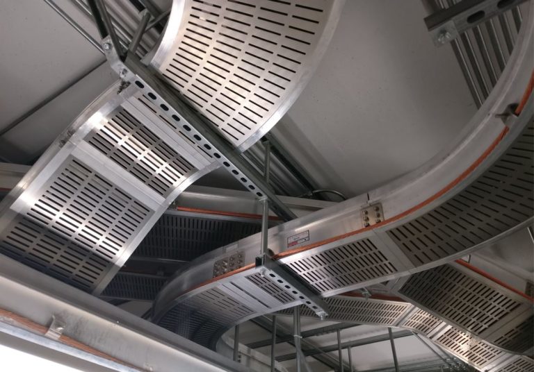 SuperiorBus custom engineered cable bus power distribution system